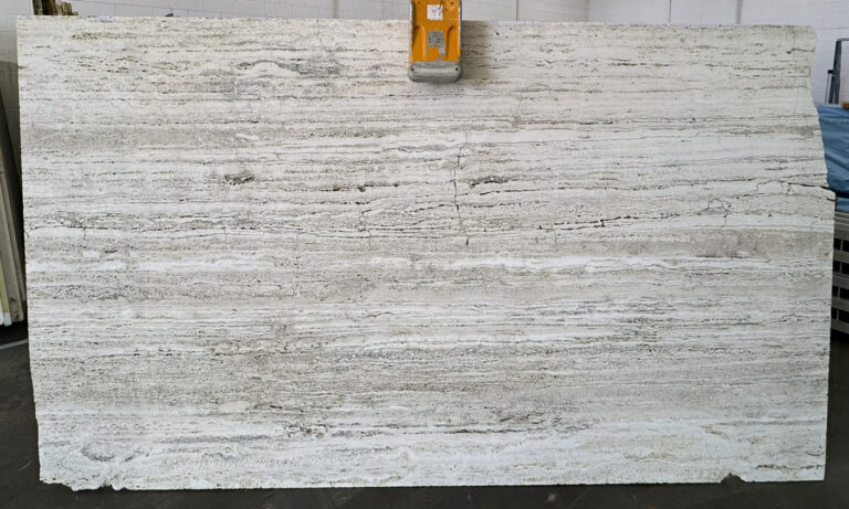 Cristallo Silver Vein Cut, Hydro Finish, Unfilled Travertine - The ...